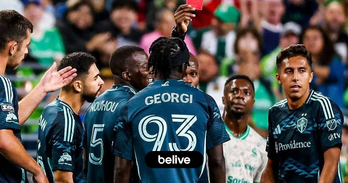 სიეტლის ფეხბურთელმა გოლის აღნიშვნის გამო მე-2 ყვითელი ბარათი მიიღო და მოედნიდან გააძევეს | belive.ge